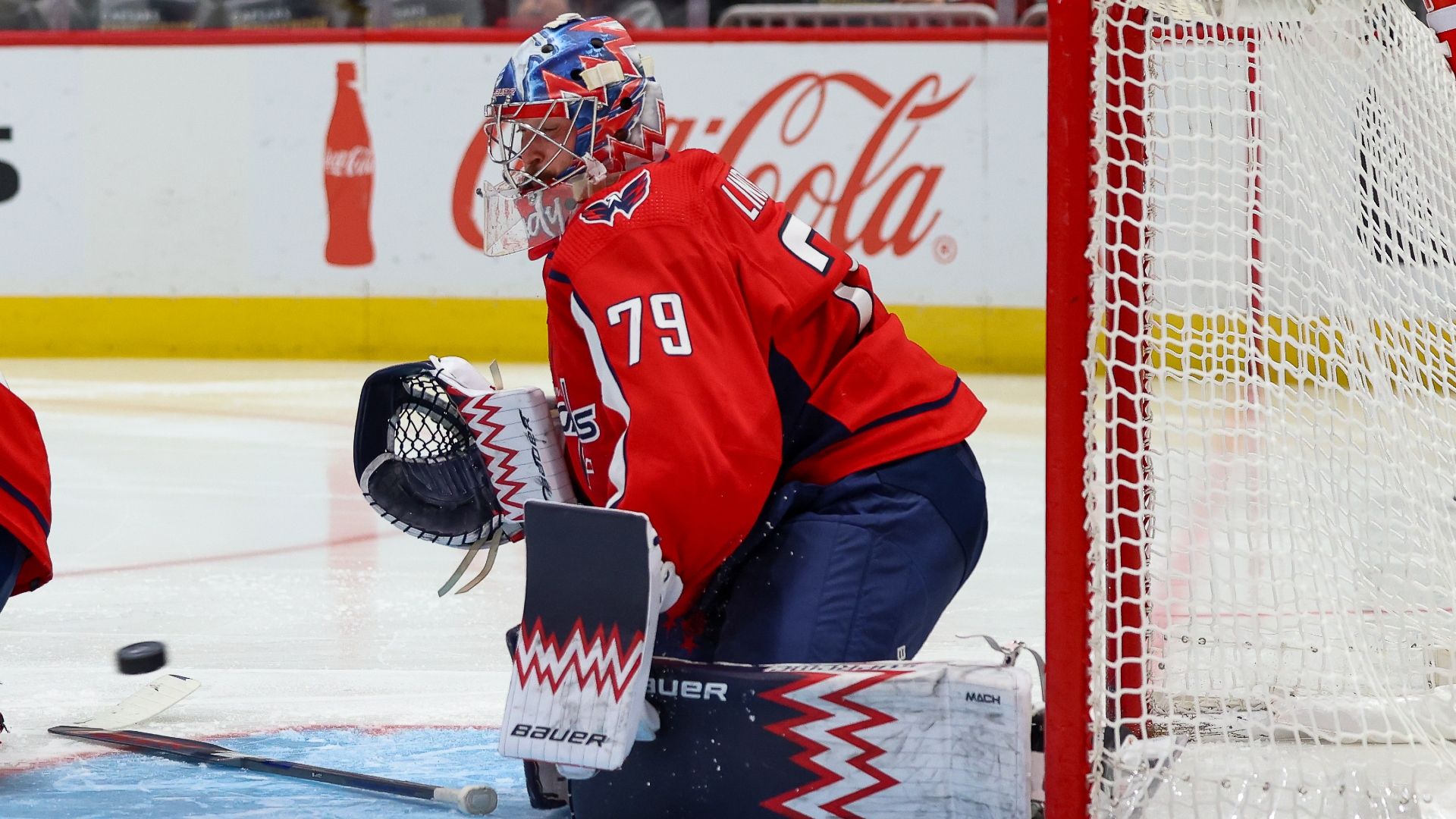 Charlie Lindgren is in 'the zone'