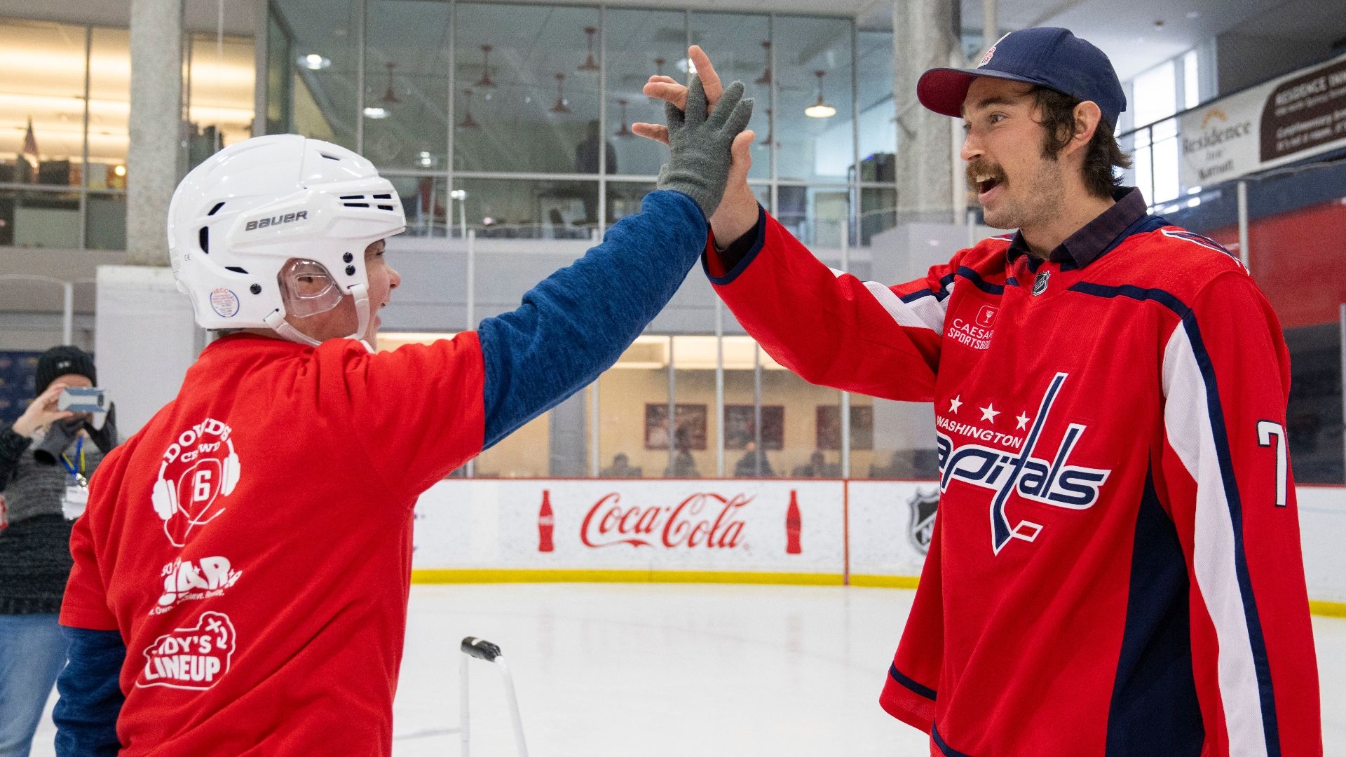 Charlie Lindgren, Nic Dowd player programs host skate for kids with ...