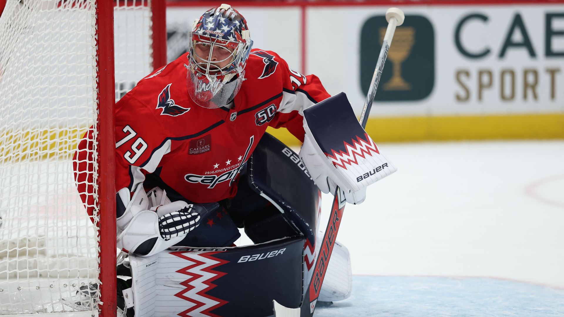 Capitals sign goaltender Charlie Lindgren to three-year extension