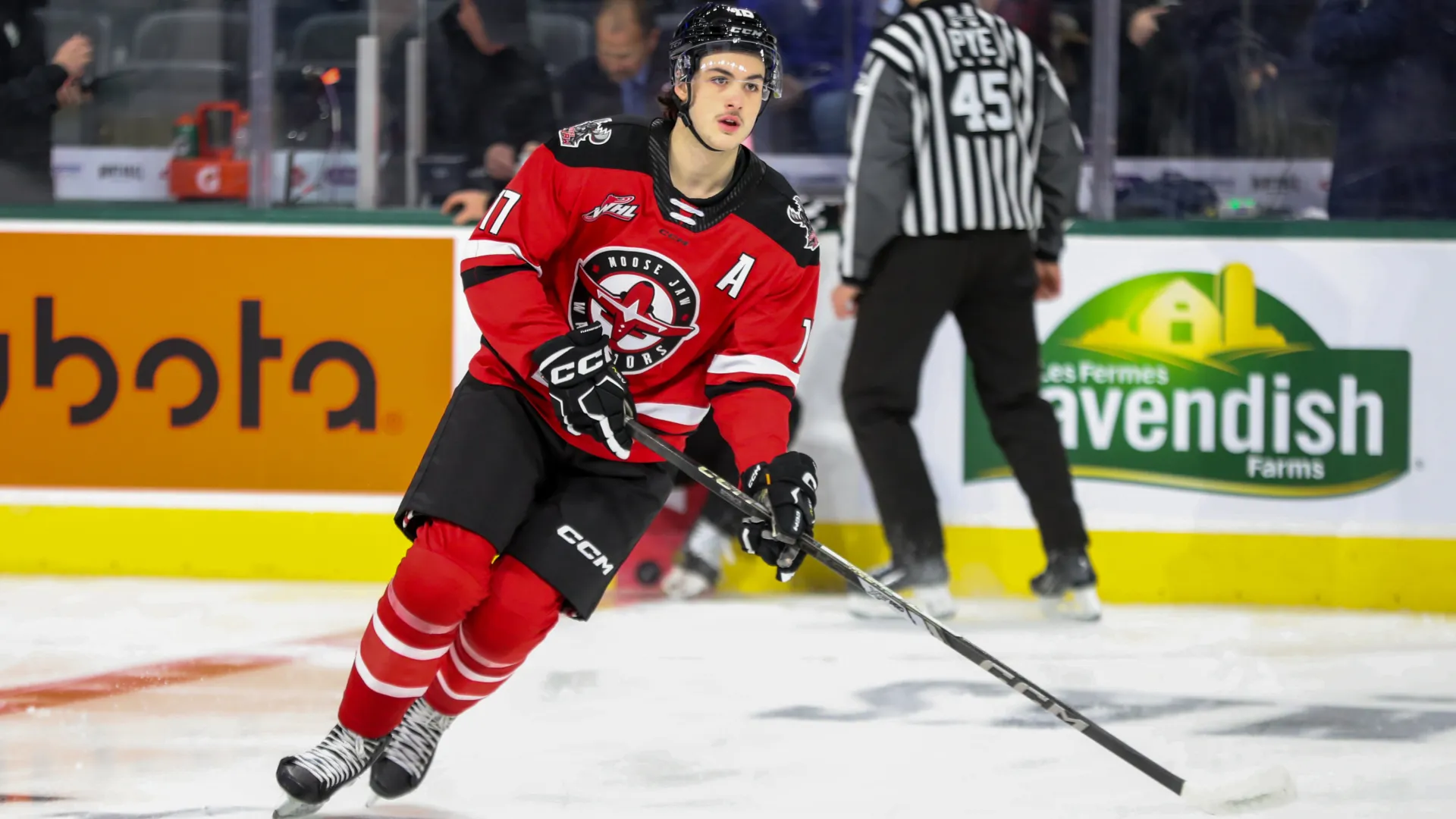 Capitals select forward Lynden Lakovic with first-round pick in 2025 ...